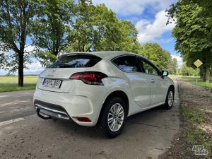 Balts Citroen DS4 2013 Tauragė, ar dzinēja tilpumu 1.60 L un nobraukumu 201 tūkst. km par 4200 €, foto 8 vietnē AUTOMOTO.COM.LV