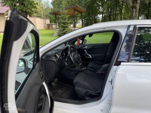 Balts Citroen DS4 2013 Tauragė, ar dzinēja tilpumu 1.60 L un nobraukumu 201 tūkst. km par 4200 €, foto 15 vietnē AUTOMOTO.COM.LV