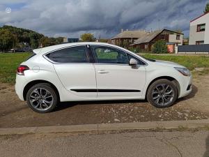 Balts Citroen DS4 2014 Kauņa, ar dzinēja tilpumu 1.60 L un nobraukumu 89 tūkst. km par 6999 €, foto 5 vietnē AUTOMOTO.COM.LV