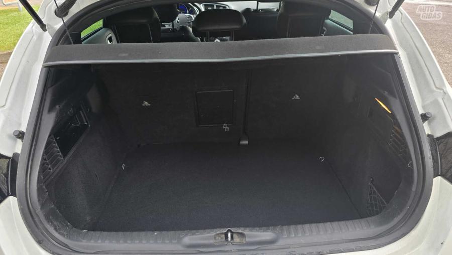 White Citroen DS4 2015 in Kaunas, with an engine capacity of 2.00 L and mileage of 176 thousand km for 6200 €, photo 10 on AUTOMOTO.COM.LV
