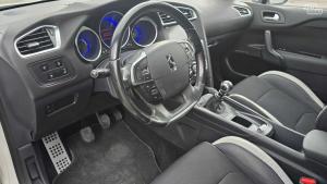 White Citroen DS4 2015 in Kaunas, with an engine capacity of 2.00 L and mileage of 176 thousand km for 6200 €, photo 16 on AUTOMOTO.COM.LV