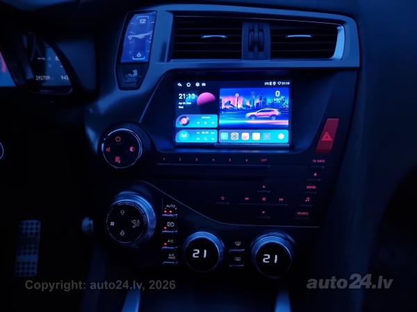 Smilšu krāsa Citroen DS5 2012 Veru, ar dzinēja tilpumu 2.00 L un nobraukumu 293 tūkst. km par 6450 €, foto 10 vietnē AUTOMOTO.COM.LV