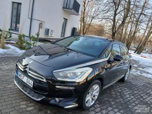 Black Citroen DS5 2012 in Klaipeda, with an engine capacity of 2.00 L and mileage of 315 thousand km for 4100 €, photo  on AUTOMOTO.COM.LV