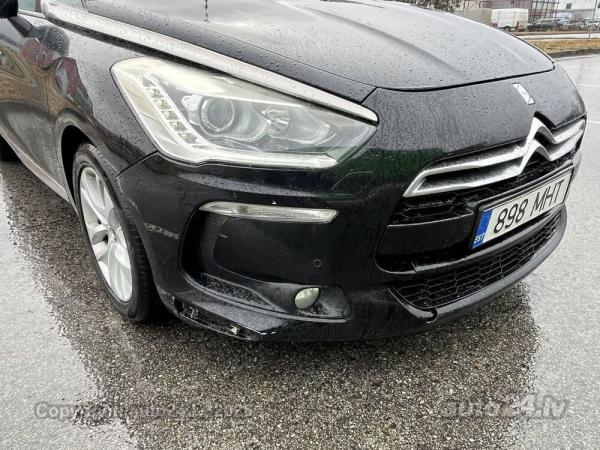 Melns Citroen DS5 2012 Tallina, ar dzinēja tilpumu 2.00 L un nobraukumu 273 tūkst. km par 2900 €, foto 5 vietnē AUTOMOTO.COM.LV