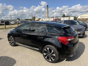 Melns Citroen DS5 2012 Tauragė, ar dzinēja tilpumu 2.00 L un nobraukumu 275 tūkst. km par 5200 €, foto 14 vietnē AUTOMOTO.COM.LV