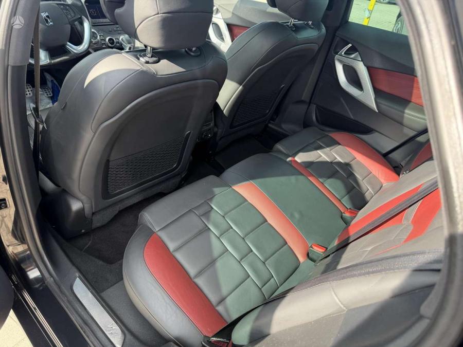Melns Citroen DS5 2012 Tauragė, ar dzinēja tilpumu 2.00 L un nobraukumu 275 tūkst. km par 5200 €, foto 15 vietnē AUTOMOTO.COM.LV