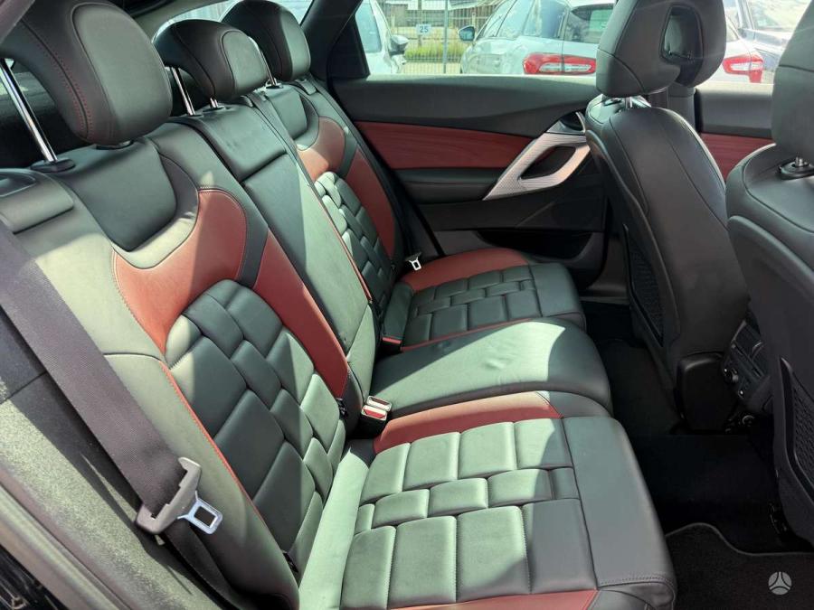 Melns Citroen DS5 2012 Tauragė, ar dzinēja tilpumu 2.00 L un nobraukumu 275 tūkst. km par 5200 €, foto 18 vietnē AUTOMOTO.COM.LV