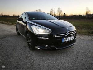 Melns Citroen DS5 2013 Šauļi, ar dzinēja tilpumu 2.00 L un nobraukumu 260 tūkst. km par 5900 €, foto 2 vietnē AUTOMOTO.COM.LV