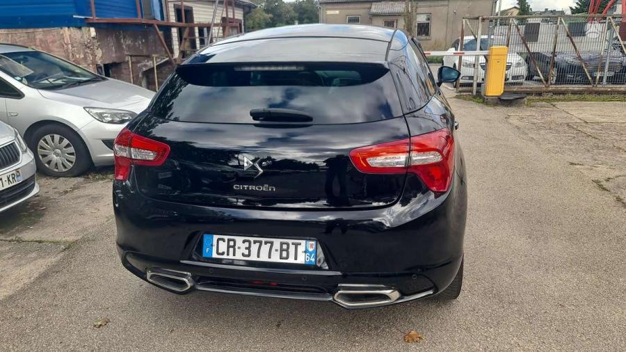 Melns Citroen DS5 2013 Tauragė, ar dzinēja tilpumu 2.00 L un nobraukumu 262 tūkst. km par 4900 €, foto 11 vietnē AUTOMOTO.COM.LV