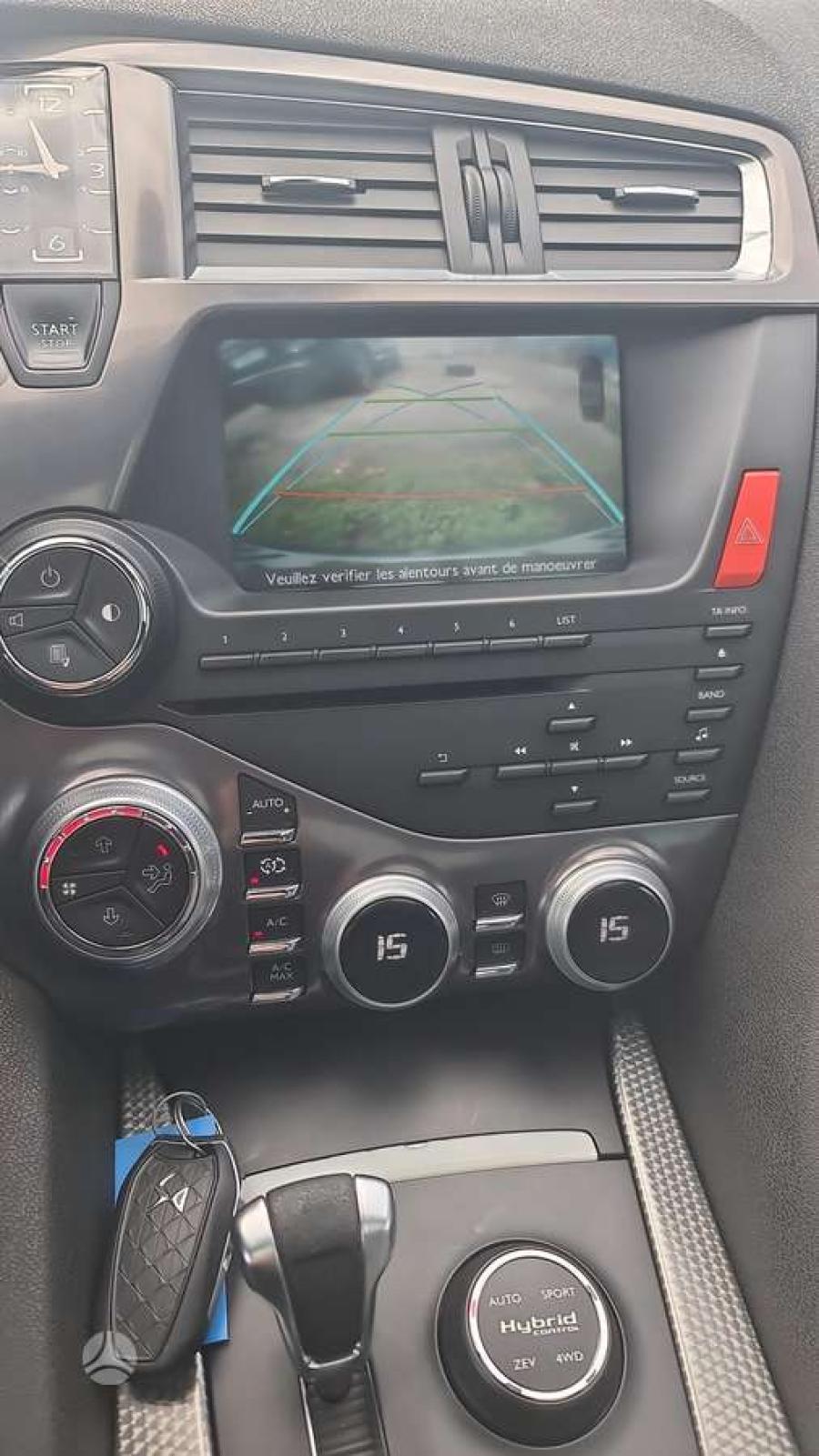 Melns Citroen DS5 2013 Tauragė, ar dzinēja tilpumu 2.00 L un nobraukumu 262 tūkst. km par 4900 €, foto 17 vietnē AUTOMOTO.COM.LV
