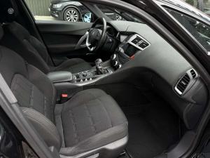 Melns Citroen DS5 2015 Kauņa, ar dzinēja tilpumu 1.56 L un nobraukumu 279 tūkst. km par 4900 €, foto 10 vietnē AUTOMOTO.COM.LV