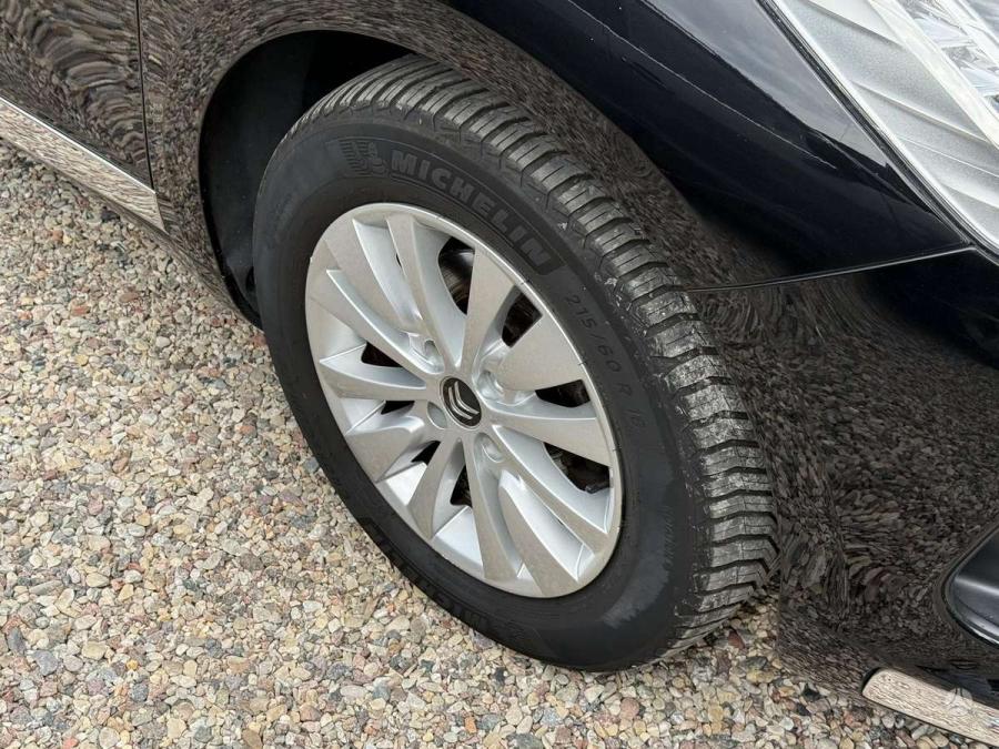 Melns Citroen DS5 2015 Kauņa, ar dzinēja tilpumu 1.56 L un nobraukumu 279 tūkst. km par 4900 €, foto 15 vietnē AUTOMOTO.COM.LV