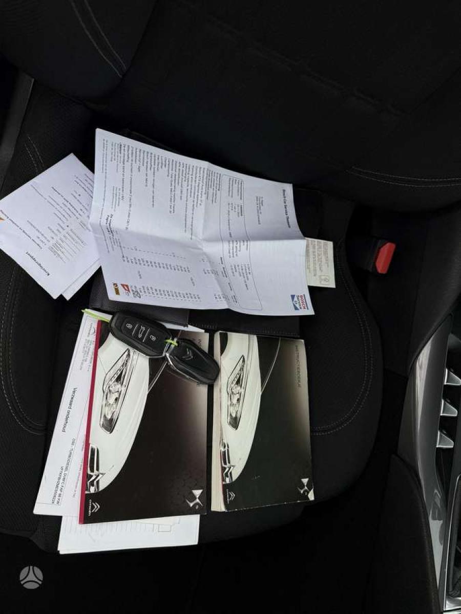 Melns Citroen DS5 2015 Kauņa, ar dzinēja tilpumu 1.56 L un nobraukumu 279 tūkst. km par 4900 €, foto 17 vietnē AUTOMOTO.COM.LV