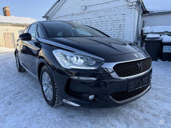 Melns Citroen DS5 2016 Šauļi, ar dzinēja tilpumu 1.56 L un nobraukumu 233 tūkst. km par 6500 €, foto 1 vietnē AUTOMOTO.COM.LV