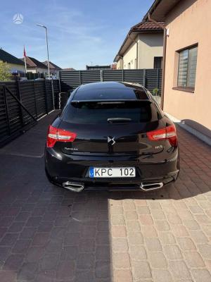 Melns Citroen DS5 2016 Kauņa, ar dzinēja tilpumu 2.00 L un nobraukumu 197 tūkst. km par 8200 €, foto 7 vietnē AUTOMOTO.COM.LV