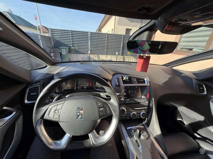 Melns Citroen DS5 2016 Kauņa, ar dzinēja tilpumu 2.00 L un nobraukumu 197 tūkst. km par 8200 €, foto 13 vietnē AUTOMOTO.COM.LV