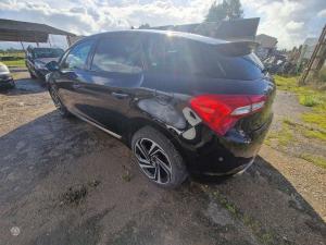 Melns Citroen DS5 2016 Tauragė, ar dzinēja tilpumu 2.00 L un nobraukumu 212 tūkst. km par 5650 €, foto 4 vietnē AUTOMOTO.COM.LV