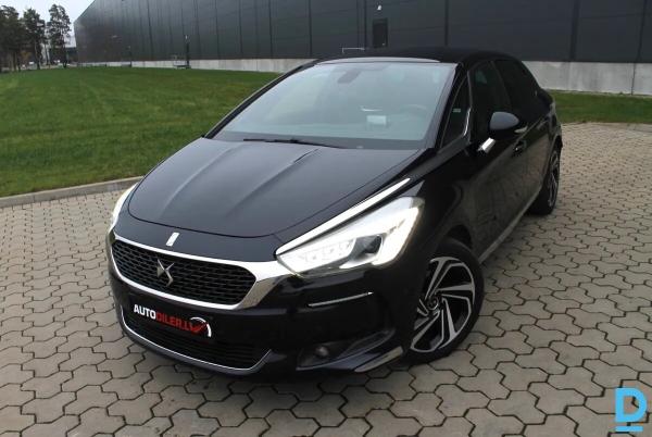 Melns Citroen DS5 2017 Rīga, ar dzinēja tilpumu 1.60 L un nobraukumu 140 tūkst. km par 9650 €, foto 1 vietnē AUTOMOTO.COM.LV