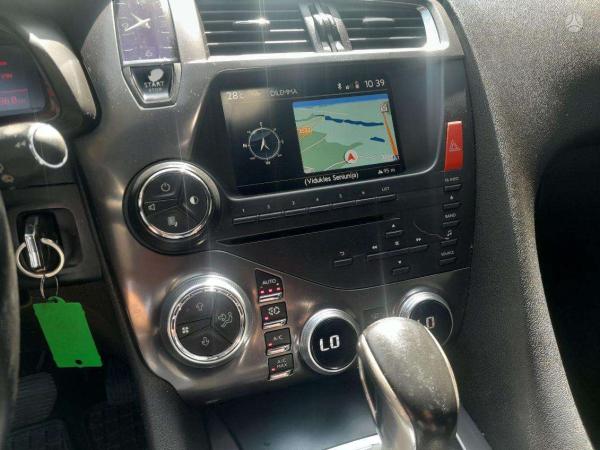 Melns Citroen DS5 2012 Raseiniai, ar dzinēja tilpumu 2.00 L un nobraukumu 216 tūkst. km par 6200 €, foto 9 vietnē AUTOMOTO.COM.LV
