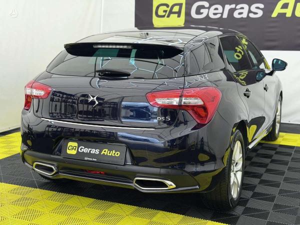 Zils Citroen DS5 2015 Viļņa, ar dzinēja tilpumu 2.00 L un nobraukumu 228 tūkst. km par 7000 €, foto 4 vietnē AUTOMOTO.COM.LV
