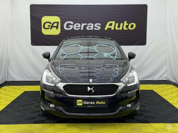 Zils Citroen DS5 2015 Viļņa, ar dzinēja tilpumu 2.00 L un nobraukumu 228 tūkst. km par 7000 €, foto 7 vietnē AUTOMOTO.COM.LV