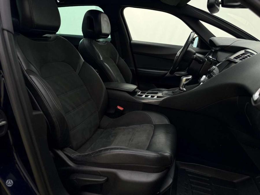 Blue Citroen DS5 2015 in Vilnius, with an engine capacity of 2.00 L and mileage of 228 thousand km for 7000 €, photo 15 on AUTOMOTO.COM.LV