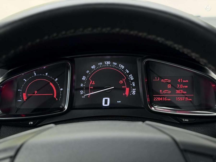 Синий Ситроен ДС5 2015 в Вильнюс, объемом двигателя 2.00 л и пробегом 228 тыс. км за 6990 €, фото 34 на AUTOMOTO.COM.LV