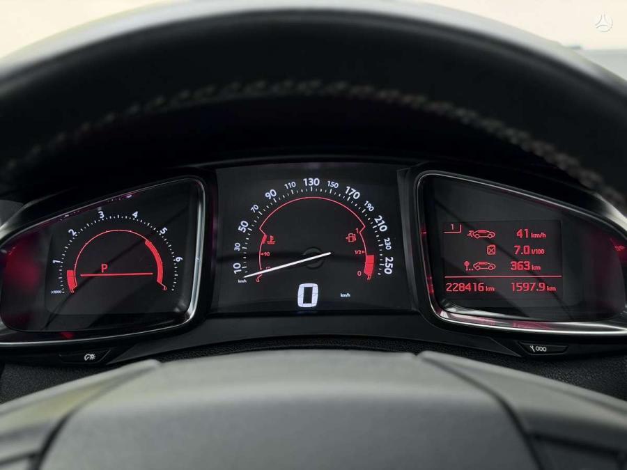 Синий Ситроен ДС5 2015 в Вильнюс, объемом двигателя 2.00 л и пробегом 228 тыс. км за 6990 €, фото 34 на AUTOMOTO.COM.LV