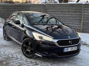 Blue Citroen DS5 2017 in Panevezys, with an engine capacity of 2.00 L and mileage of 142 thousand km for 5900 €, photo 3 on AUTOMOTO.COM.LV