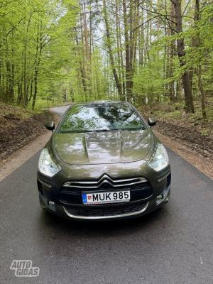 Brown Citroen DS5 2013 in Alytus, with an engine capacity of 2.00 L and mileage of 193 thousand km for 6100 €, photo  on AUTOMOTO.COM.LV