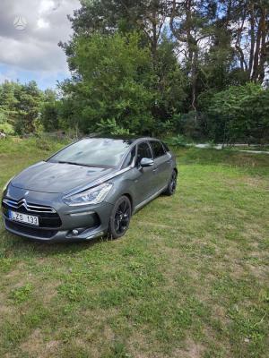 Grey Citroen DS5 2011 in Kaisiadorys, with an engine capacity of 1.60 L and mileage of 266 thousand km for 5000 €, photo  on AUTOMOTO.COM.LV