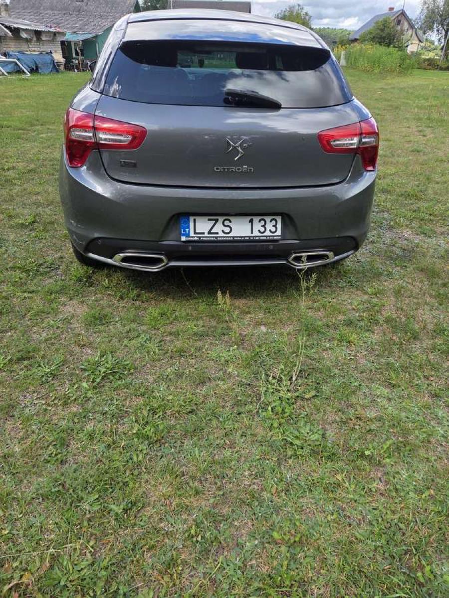 Grey Citroen DS5 2011 in Kaisiadorys, with an engine capacity of 1.60 L and mileage of 266 thousand km for 5000 €, photo 6 on AUTOMOTO.COM.LV
