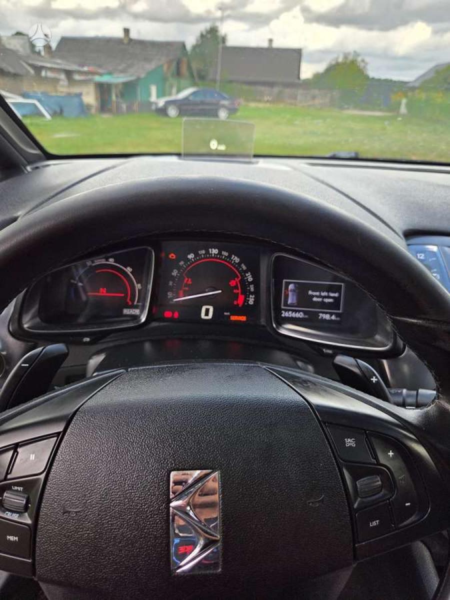 Grey Citroen DS5 2011 in Kaisiadorys, with an engine capacity of 1.60 L and mileage of 266 thousand km for 5000 €, photo 27 on AUTOMOTO.COM.LV