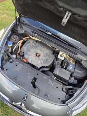 Grey Citroen DS5 2011 in Kaisiadorys, with an engine capacity of 1.60 L and mileage of 266 thousand km for 5000 €, photo 28 on AUTOMOTO.COM.LV
