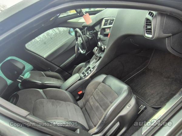 Pelēks Citroen DS5 2012 Tallina, ar dzinēja tilpumu 1.60 L un nobraukumu 175 tūkst. km par 4999 €, foto 11 vietnē AUTOMOTO.COM.LV