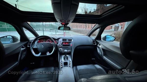 Pelēks Citroen DS5 2012 Tallina, ar dzinēja tilpumu 1.60 L un nobraukumu 176 tūkst. km par 5995 €, foto 11 vietnē AUTOMOTO.COM.LV