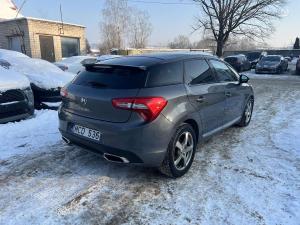 Grey Citroen DS5 2012 in Kaunas, with an engine capacity of 2.00 L and mileage of 309 thousand km for 3200 €, photo 3 on AUTOMOTO.COM.LV