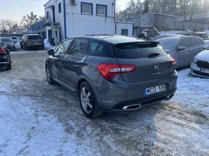 Grey Citroen DS5 2012 in Kaunas, with an engine capacity of 2.00 L and mileage of 309 thousand km for 3200 €, photo 4 on AUTOMOTO.COM.LV