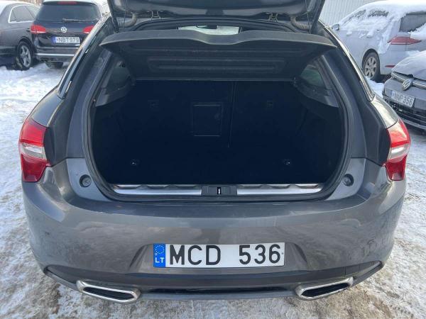 Grey Citroen DS5 2012 in Kaunas, with an engine capacity of 2.00 L and mileage of 309 thousand km for 3200 €, photo 10 on AUTOMOTO.COM.LV