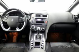 Pelēks Citroen DS5 2012 Tallina, ar dzinēja tilpumu 1.60 L un nobraukumu 176 tūkst. km par 4499 €, foto 6 vietnē AUTOMOTO.COM.LV