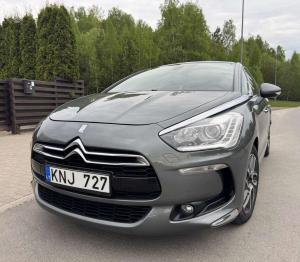 Pelēks Citroen DS5 2012 Viļņa, ar dzinēja tilpumu 1.56 L un nobraukumu 228 tūkst. km par 4750 €, foto 5 vietnē AUTOMOTO.COM.LV