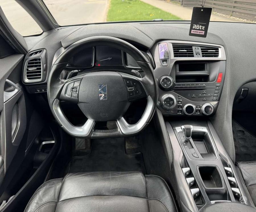 Pelēks Citroen DS5 2012 Viļņa, ar dzinēja tilpumu 1.56 L un nobraukumu 228 tūkst. km par 4750 €, foto 13 vietnē AUTOMOTO.COM.LV
