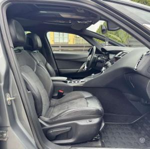 Pelēks Citroen DS5 2012 Viļņa, ar dzinēja tilpumu 1.56 L un nobraukumu 228 tūkst. km par 4750 €, foto 16 vietnē AUTOMOTO.COM.LV