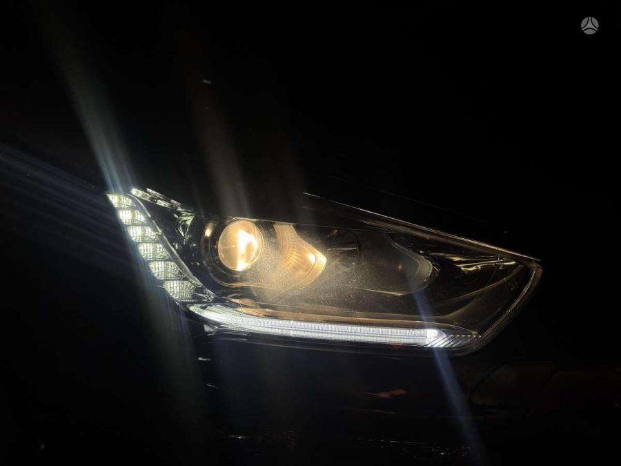 Pelēks Citroen DS5 2012 Viļņa, ar dzinēja tilpumu 1.56 L un nobraukumu 228 tūkst. km par 4750 €, foto 30 vietnē AUTOMOTO.COM.LV