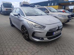 Grey Citroen DS5 2012 in Vilnius, with an engine capacity of 2.00 L and mileage of 260 thousand km for 3350 €, photo  on AUTOMOTO.COM.LV