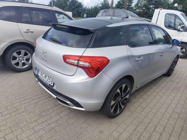 Grey Citroen DS5 2012 in Vilnius, with an engine capacity of 2.00 L and mileage of 260 thousand km for 3350 €, photo 4 on AUTOMOTO.COM.LV