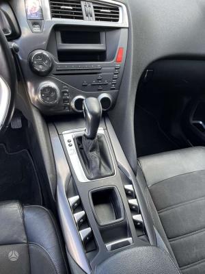 Grey Citroen DS5 2012 in Siauliai, with an engine capacity of 1.60 L and mileage of 177 thousand km for 5600 €, photo 15 on AUTOMOTO.COM.LV