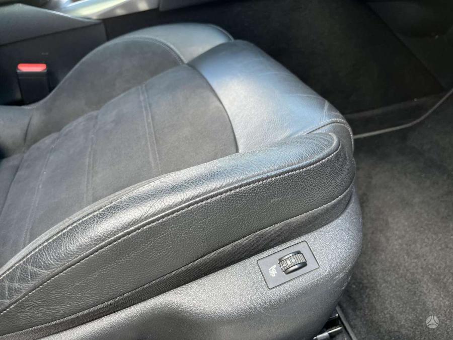 Grey Citroen DS5 2012 in Siauliai, with an engine capacity of 1.60 L and mileage of 177 thousand km for 5600 €, photo 32 on AUTOMOTO.COM.LV