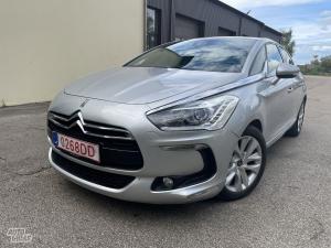Ситроен ДС5 2012 в Шакяй на AUTOMOTO.COM.LV Серый Ситроен ДС5 2012 в Шакяй, объемом двигателя 2.00 л и пробегом 289 тыс. км за 4200 €, фото 1 на AUTOMOTO.COM.LV
