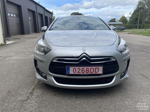 Pelēks Citroen DS5 2012 Šakiai, ar dzinēja tilpumu 2.00 L un nobraukumu 289 tūkst. km par 4200 €, foto 4 vietnē AUTOMOTO.COM.LV